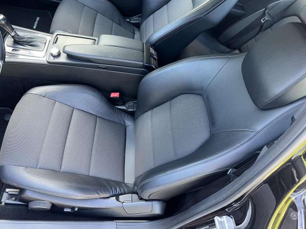 Black Mercedes-Benz C 180 2011 in Kaunas, with an engine capacity of 1.80 L and mileage of 219 thousand km for 7350 €, photo 10 on AUTOMOTO.COM.LV