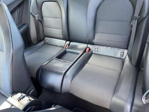Black Mercedes-Benz C 180 2011 in Kaunas, with an engine capacity of 1.80 L and mileage of 219 thousand km for 7350 €, photo 13 on AUTOMOTO.COM.LV