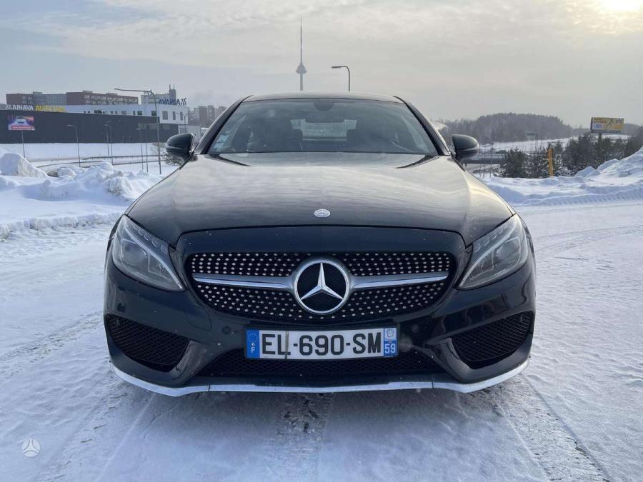 Melns Mercedes-Benz C 180 2016 Viļņa, ar dzinēja tilpumu 1.60 L un nobraukumu 328 tūkst. km par 14900 €, foto 2 vietnē AUTOMOTO.COM.LV