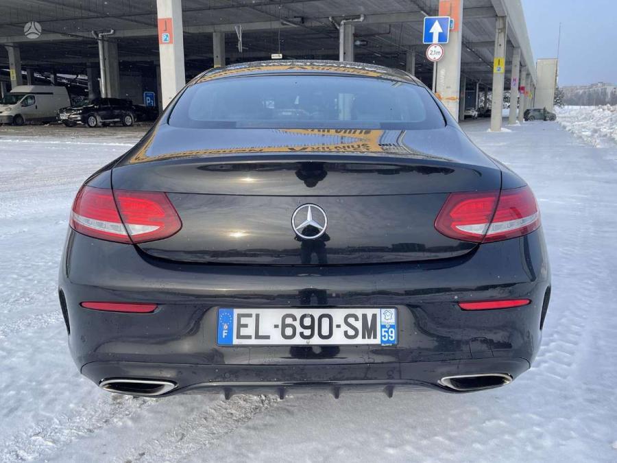 Melns Mercedes-Benz C 180 2016 Viļņa, ar dzinēja tilpumu 1.60 L un nobraukumu 328 tūkst. km par 14900 €, foto 6 vietnē AUTOMOTO.COM.LV