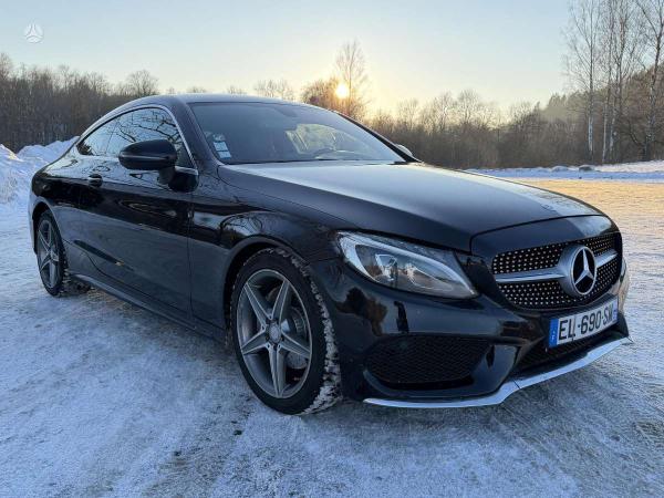 Melns Mercedes-Benz C 180 2016 Viļņa, ar dzinēja tilpumu 1.60 L un nobraukumu 329 tūkst. km par 14900 €, foto 3 vietnē AUTOMOTO.COM.LV
