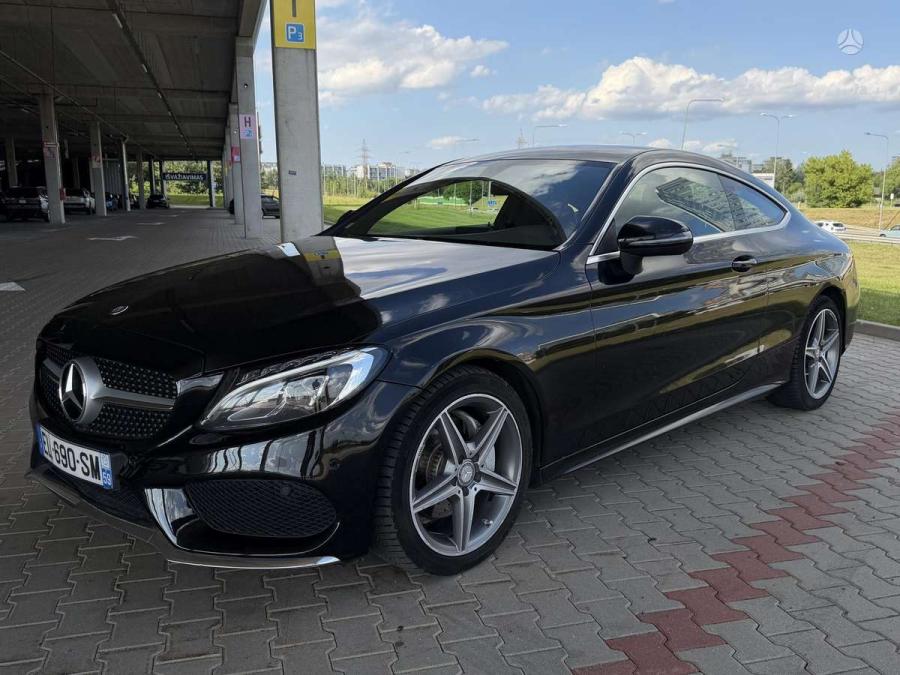 Melns Mercedes-Benz C 180 2016 Viļņa, ar dzinēja tilpumu 1.60 L un nobraukumu 332 tūkst. km par 12990 €, foto 1 vietnē AUTOMOTO.COM.LV