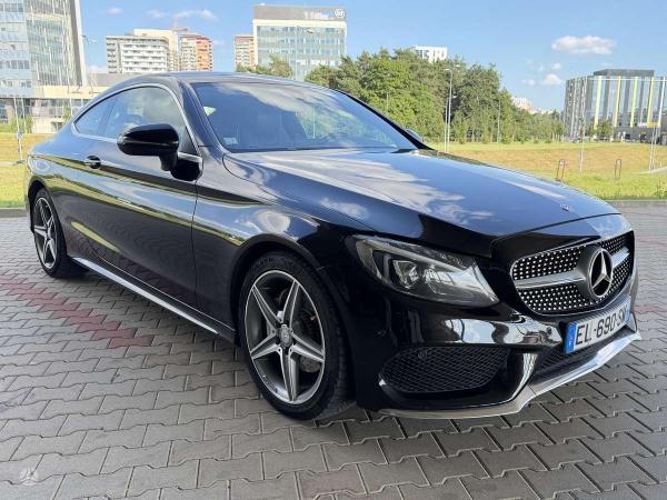 Melns Mercedes-Benz C 180 2016 Viļņa, ar dzinēja tilpumu 1.60 L un nobraukumu 332 tūkst. km par 12990 €, foto 3 vietnē AUTOMOTO.COM.LV