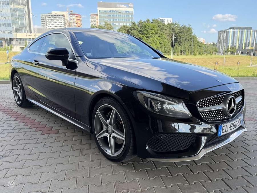 Melns Mercedes-Benz C 180 2016 Viļņa, ar dzinēja tilpumu 1.60 L un nobraukumu 332 tūkst. km par 12990 €, foto 4 vietnē AUTOMOTO.COM.LV