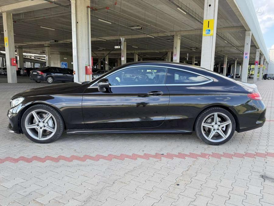 Melns Mercedes-Benz C 180 2016 Viļņa, ar dzinēja tilpumu 1.60 L un nobraukumu 332 tūkst. km par 12990 €, foto 9 vietnē AUTOMOTO.COM.LV