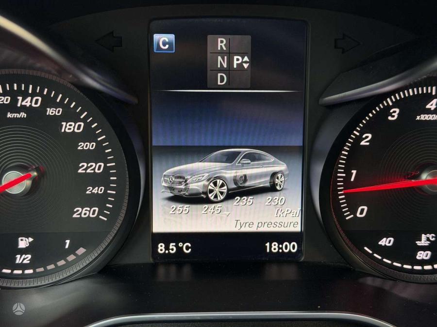 Melns Mercedes-Benz C 180 2016 Viļņa, ar dzinēja tilpumu 1.60 L un nobraukumu 332 tūkst. km par 12990 €, foto 15 vietnē AUTOMOTO.COM.LV
