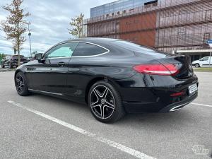Melns Mercedes-Benz C 180 2017 Klaipėda, ar dzinēja tilpumu 1.60 L un nobraukumu 90 tūkst. km par 16500 €, foto 8 vietnē AUTOMOTO.COM.LV