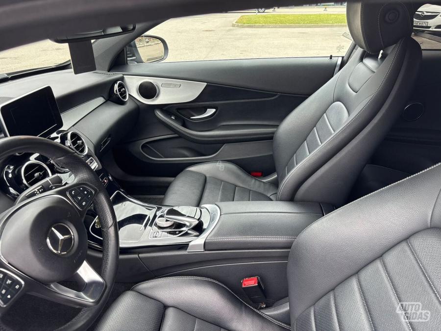 Melns Mercedes-Benz C 180 2017 Klaipėda, ar dzinēja tilpumu 1.60 L un nobraukumu 90 tūkst. km par 16500 €, foto 11 vietnē AUTOMOTO.COM.LV