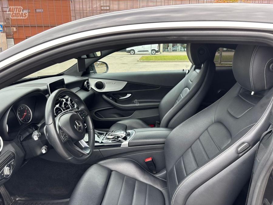 Melns Mercedes-Benz C 180 2017 Klaipėda, ar dzinēja tilpumu 1.60 L un nobraukumu 90 tūkst. km par 16500 €, foto 12 vietnē AUTOMOTO.COM.LV
