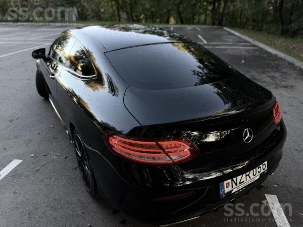 Melns Mercedes-Benz C 180 2017 Kauņa, ar dzinēja tilpumu 1.60 L un nobraukumu 120 tūkst. km par 21500 €, foto 7 vietnē AUTOMOTO.COM.LV