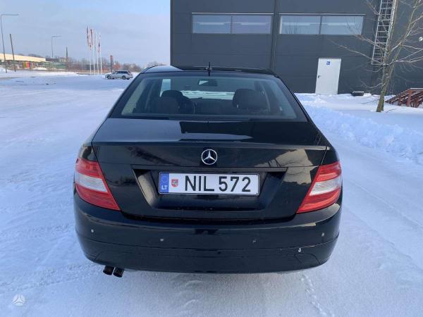 Black Mercedes-Benz C 180 2008 in Panevezys, with an engine capacity of 1.80 L and mileage of 245 thousand km for 3600 €, photo 4 on AUTOMOTO.COM.LV