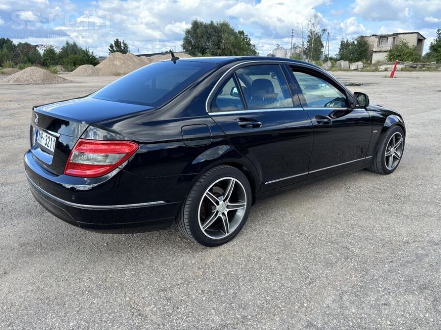 Melns Mercedes-Benz C 180 2008 Bauska, ar dzinēja tilpumu 1.80 L un nobraukumu 350 tūkst. km par 1500 €, foto 5 vietnē AUTOMOTO.COM.LV