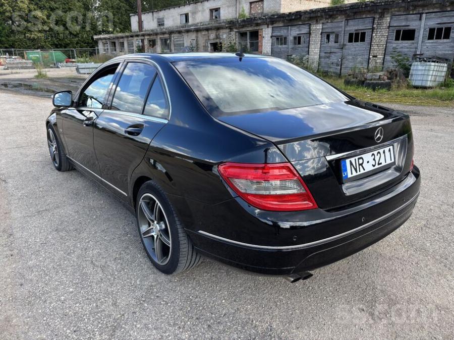 Melns Mercedes-Benz C 180 2008 Bauska, ar dzinēja tilpumu 1.80 L un nobraukumu 350 tūkst. km par 1500 €, foto 7 vietnē AUTOMOTO.COM.LV