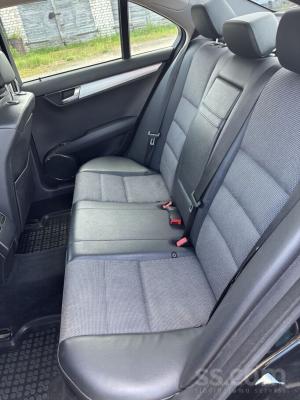 Melns Mercedes-Benz C 180 2008 Bauska, ar dzinēja tilpumu 1.80 L un nobraukumu 350 tūkst. km par 1500 €, foto 10 vietnē AUTOMOTO.COM.LV