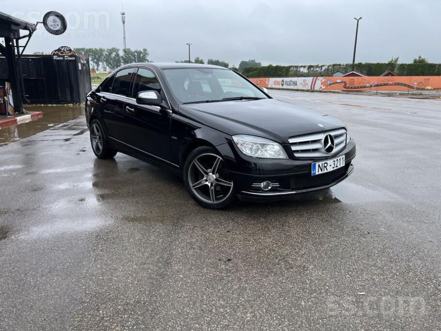 Black Mercedes-Benz C 180 2008 in Riga, with an engine capacity of 1.80 L and mileage of 351 thousand km for 4000 €, photo 1 on AUTOMOTO.COM.LV