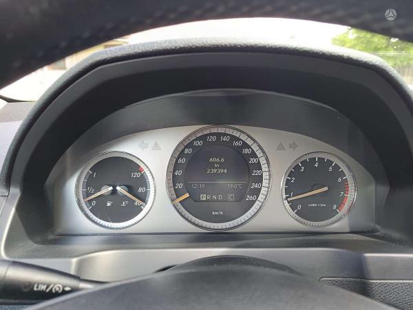 Melns Mercedes-Benz C 180 2008 Kupiškis, ar dzinēja tilpumu 1.80 L un nobraukumu 240 tūkst. km par 5100 €, foto 5 vietnē AUTOMOTO.COM.LV