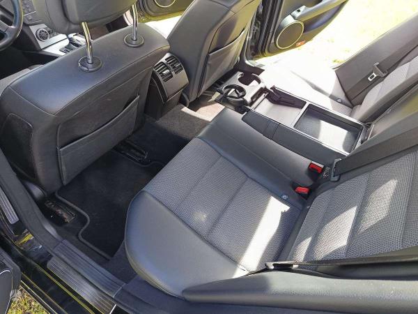 Melns Mercedes-Benz C 180 2008 Kupiškis, ar dzinēja tilpumu 1.80 L un nobraukumu 240 tūkst. km par 5100 €, foto 8 vietnē AUTOMOTO.COM.LV