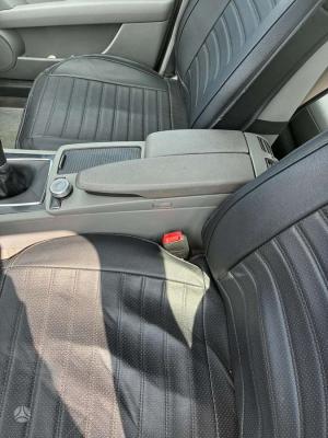 Black Mercedes-Benz C 180 2008 in Kaunas, with an engine capacity of 1.80 L and mileage of 395 thousand km for 2500 €, photo 10 on AUTOMOTO.COM.LV