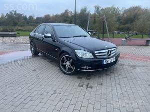 Черный Мерседес Ц 180 2008 в Бауска, объемом двигателя 1.80 л и пробегом 353 тыс. км за 3100 €, фото  на AUTOMOTO.COM.LV