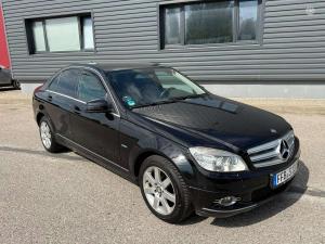 Black Mercedes-Benz C 180 2010 in Kaunas, with an engine capacity of 1.80 L and mileage of 256 thousand km for 5500 €, photo 3 on AUTOMOTO.COM.LV