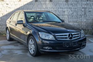 Black Mercedes-Benz C 180 2010 in Liepaja, with an engine capacity of 1.80 L and mileage of 353 thousand km for 5300 €, photo 1 on AUTOMOTO.COM.LV
