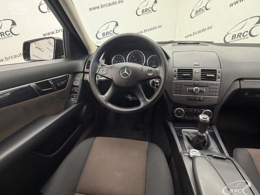 Melns Mercedes-Benz C 180 2011 Avižieniai, ar dzinēja tilpumu 1.80 L un nobraukumu 294 tūkst. km par 4500 €, foto 13 vietnē AUTOMOTO.COM.LV