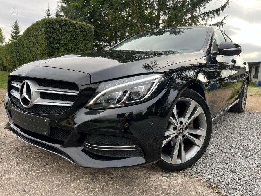 Melns Mercedes-Benz C 180 2014 Kauņa, ar dzinēja tilpumu 1.60 L un nobraukumu 142 tūkst. km par 9150 €, foto 1 vietnē AUTOMOTO.COM.LV