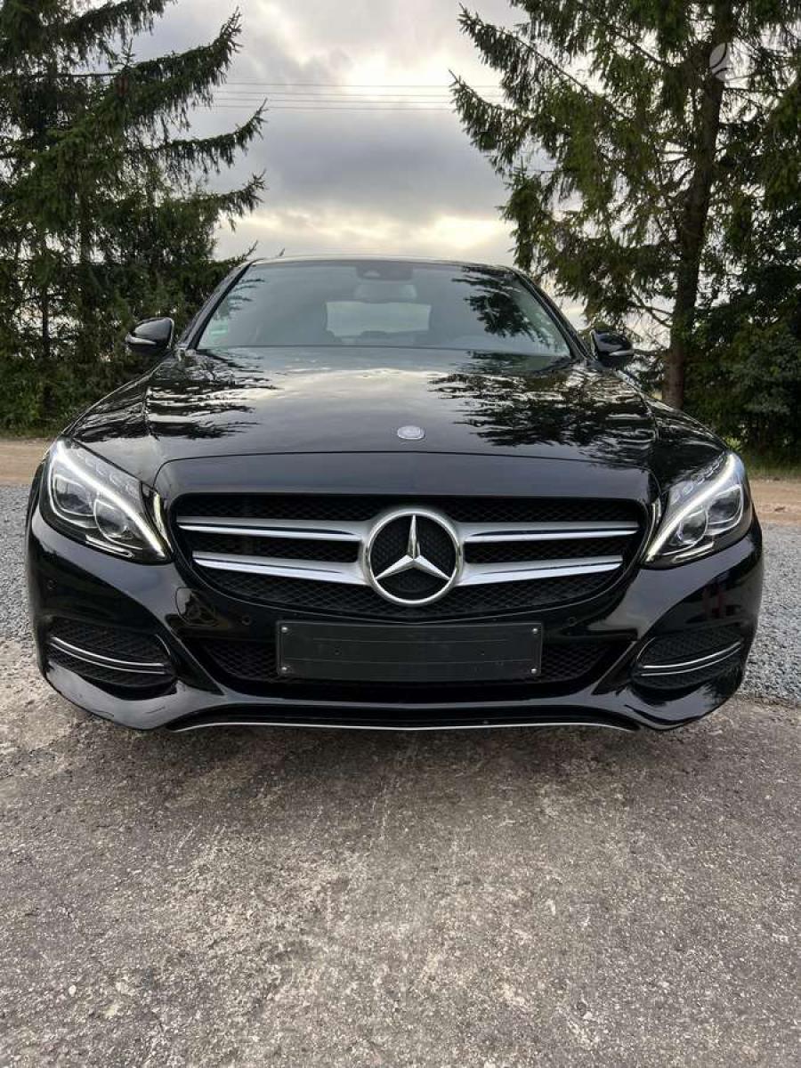 Melns Mercedes-Benz C 180 2014 Kauņa, ar dzinēja tilpumu 1.60 L un nobraukumu 142 tūkst. km par 9150 €, foto 6 vietnē AUTOMOTO.COM.LV