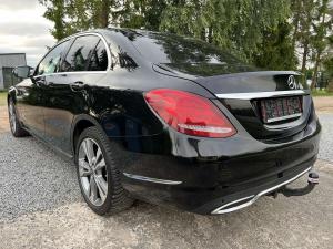 Melns Mercedes-Benz C 180 2014 Kauņa, ar dzinēja tilpumu 1.60 L un nobraukumu 142 tūkst. km par 9150 €, foto 10 vietnē AUTOMOTO.COM.LV