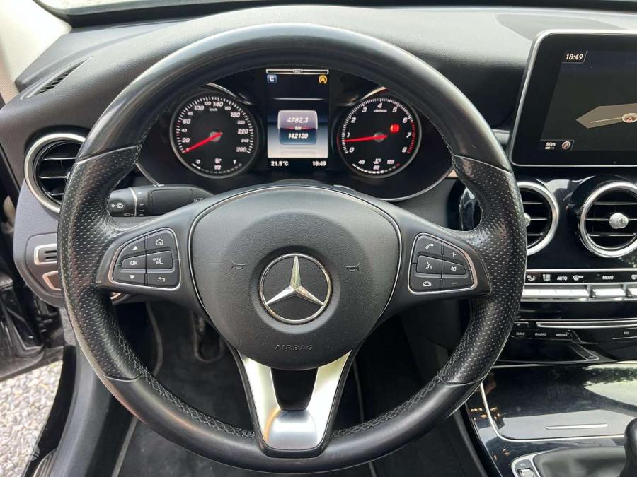 Melns Mercedes-Benz C 180 2014 Kauņa, ar dzinēja tilpumu 1.60 L un nobraukumu 142 tūkst. km par 9150 €, foto 20 vietnē AUTOMOTO.COM.LV
