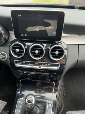 Melns Mercedes-Benz C 180 2014 Kauņa, ar dzinēja tilpumu 1.60 L un nobraukumu 142 tūkst. km par 9150 €, foto 25 vietnē AUTOMOTO.COM.LV