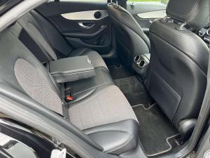 Melns Mercedes-Benz C 180 2014 Kauņa, ar dzinēja tilpumu 1.60 L un nobraukumu 142 tūkst. km par 9150 €, foto 30 vietnē AUTOMOTO.COM.LV