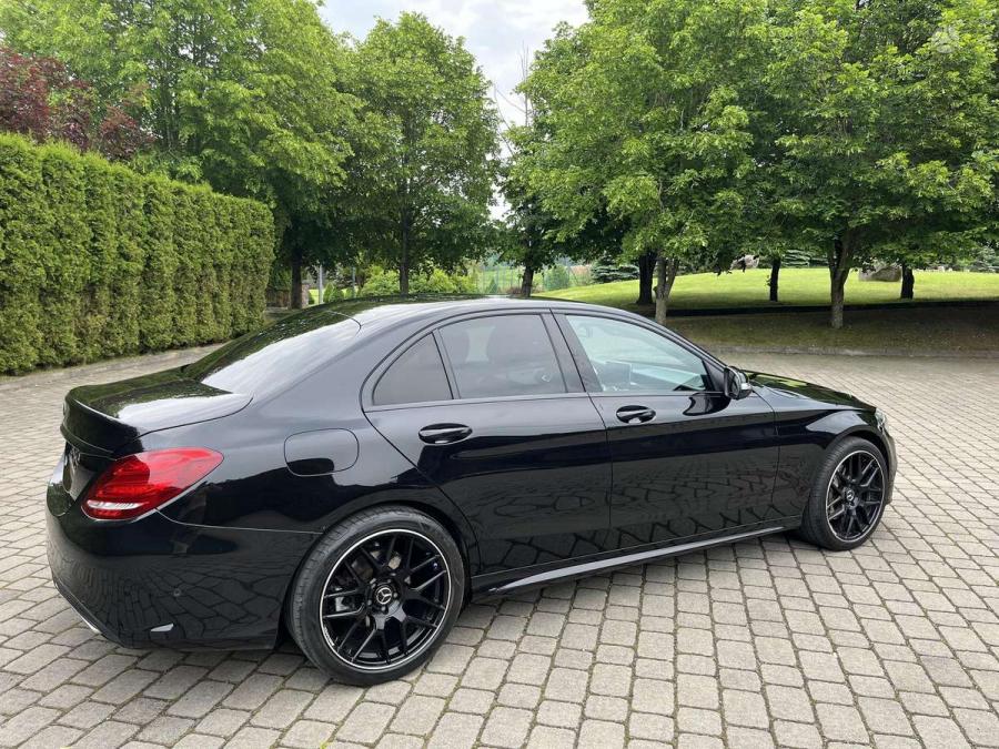 Black Mercedes-Benz C 180 2014 in Kaisiadorys, with an engine capacity of 1.60 L and mileage of 192 thousand km for 12999 €, photo 15 on AUTOMOTO.COM.LV