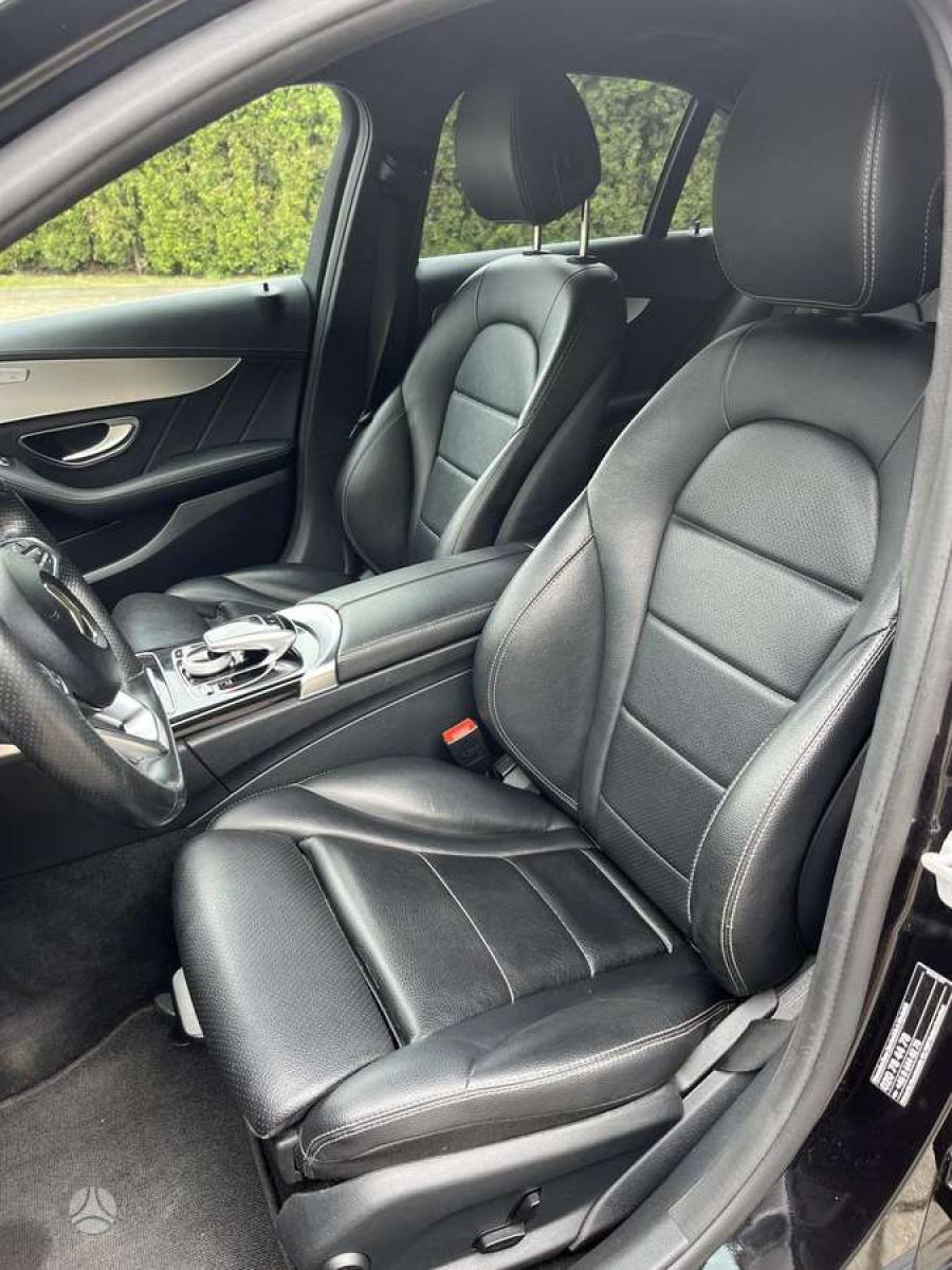 Black Mercedes-Benz C 180 2014 in Kaisiadorys, with an engine capacity of 1.60 L and mileage of 192 thousand km for 12999 €, photo 25 on AUTOMOTO.COM.LV