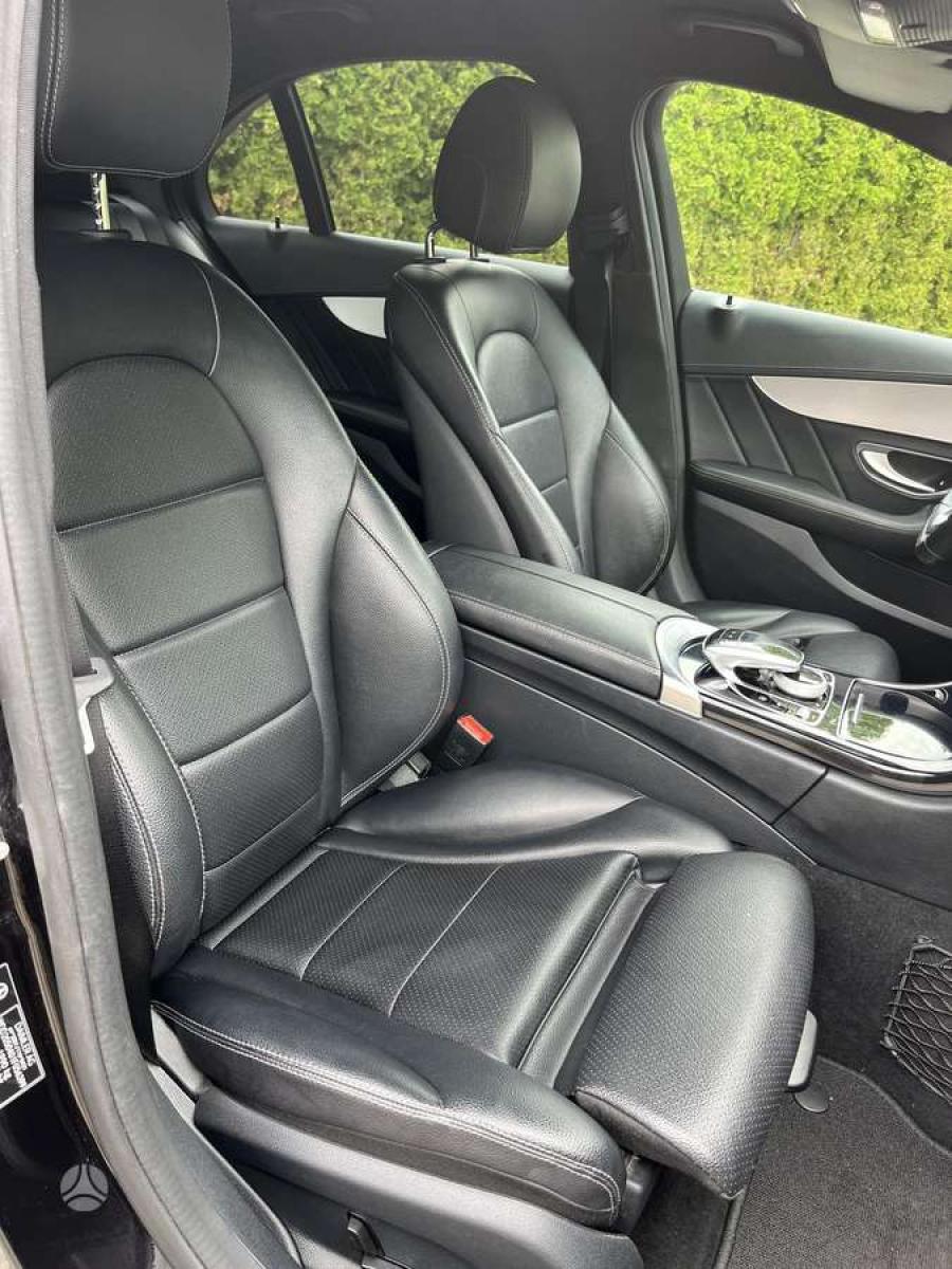 Black Mercedes-Benz C 180 2014 in Kaisiadorys, with an engine capacity of 1.60 L and mileage of 192 thousand km for 12999 €, photo 27 on AUTOMOTO.COM.LV
