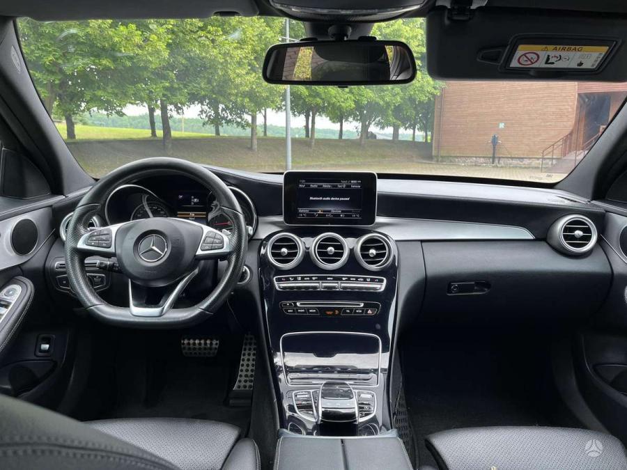 Black Mercedes-Benz C 180 2014 in Kaisiadorys, with an engine capacity of 1.60 L and mileage of 192 thousand km for 12999 €, photo 28 on AUTOMOTO.COM.LV