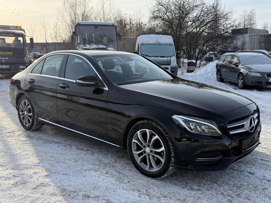Black Mercedes-Benz C 180 2015 in Alytus, with an engine capacity of 1.60 L and mileage of 300 thousand km for 8799 €, photo 2 on AUTOMOTO.COM.LV