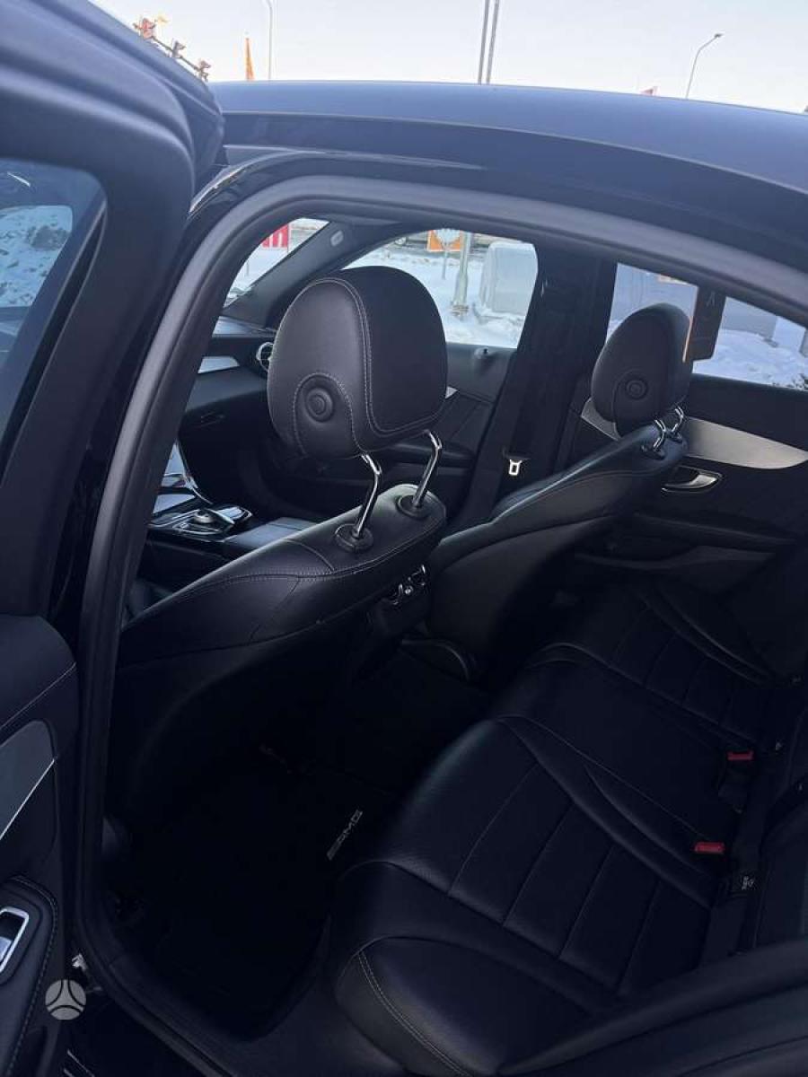 Black Mercedes-Benz C 180 2015 in Kaunas, with an engine capacity of 1.60 L and mileage of 252 thousand km for 12750 €, photo 12 on AUTOMOTO.COM.LV