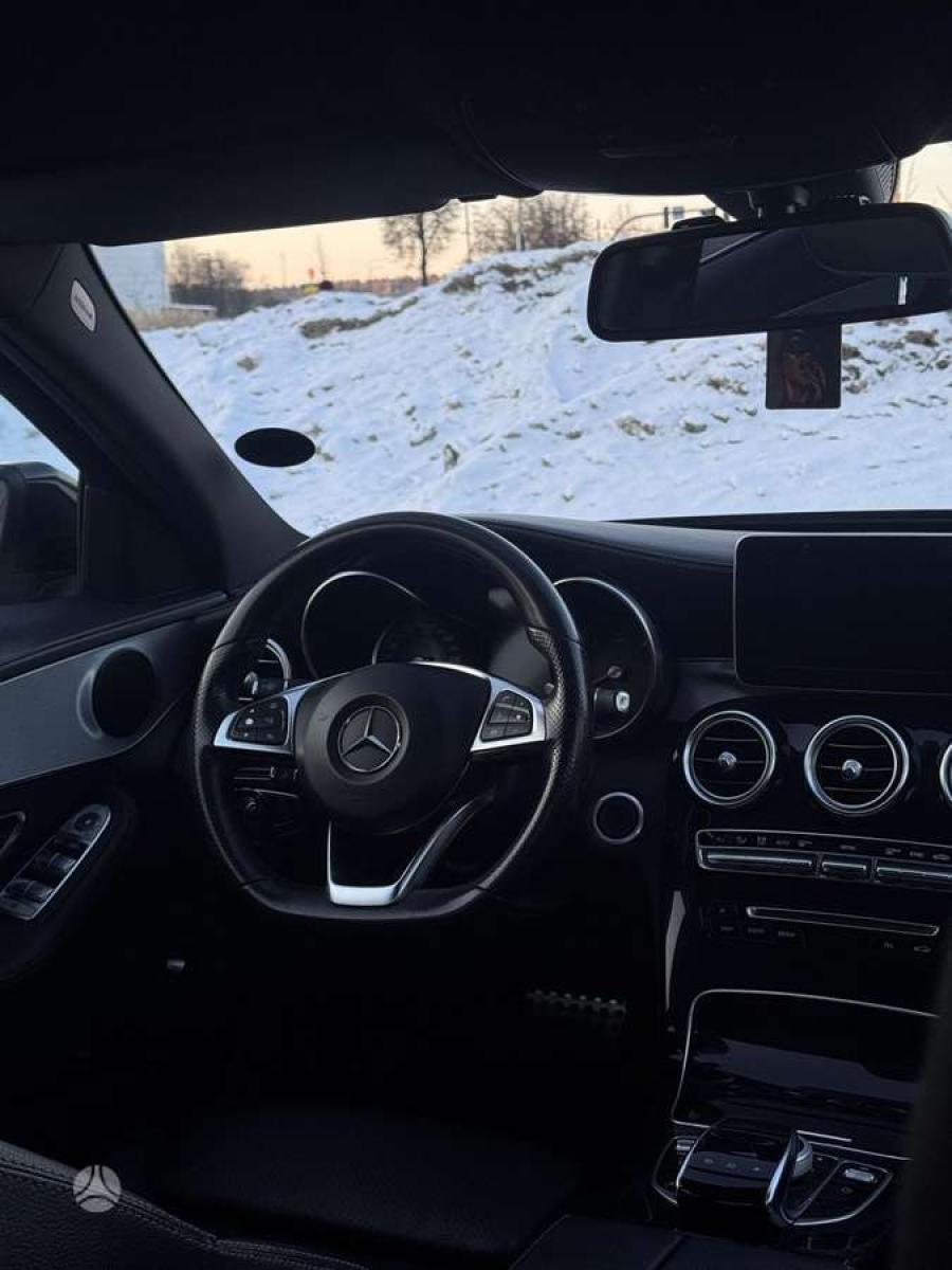 Black Mercedes-Benz C 180 2015 in Kaunas, with an engine capacity of 1.60 L and mileage of 252 thousand km for 12750 €, photo 18 on AUTOMOTO.COM.LV