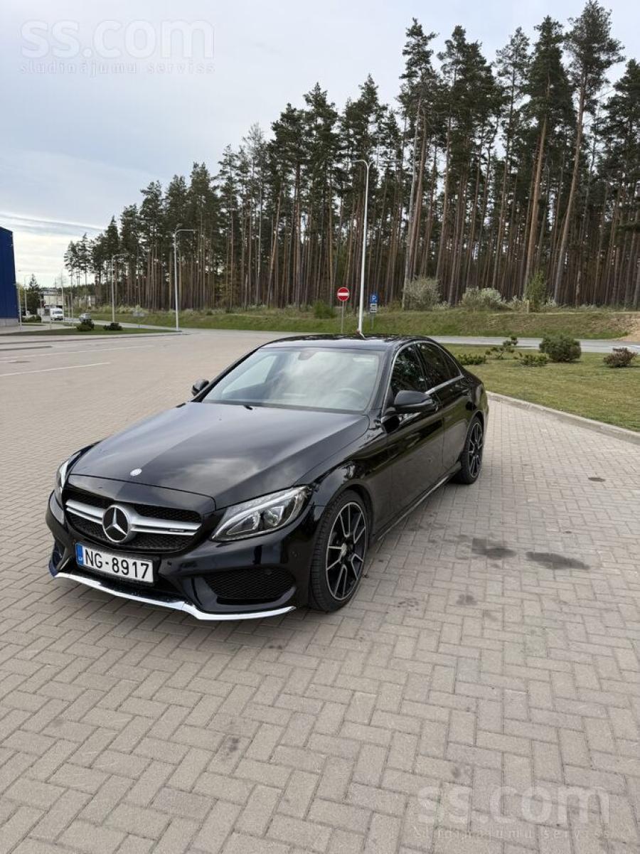 Black Mercedes-Benz C 180 2017 in Riga, with an engine capacity of 1.60 L and mileage of 112 thousand km for 18300 €, photo 3 on AUTOMOTO.COM.LV