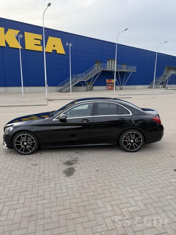 Melns Mercedes-Benz C 180 2017 Rīga, ar dzinēja tilpumu 1.60 L un nobraukumu 112 tūkst. km par 18300 €, foto 5 vietnē AUTOMOTO.COM.LV