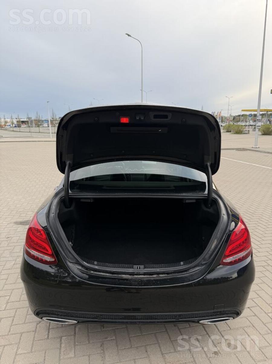 Black Mercedes-Benz C 180 2017 in Riga, with an engine capacity of 1.60 L and mileage of 112 thousand km for 18300 €, photo 8 on AUTOMOTO.COM.LV