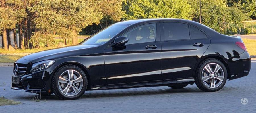 Melns Mercedes-Benz C 180 2017 Šauļi, ar dzinēja tilpumu 1.60 L un nobraukumu 197 tūkst. km par 13950 €, foto 13 vietnē AUTOMOTO.COM.LV