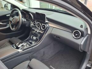Black Mercedes-Benz C 180 2018 in Kaunas, with an engine capacity of 0.00 L and mileage of 19 thousand km for 24409 €, photo 11 on AUTOMOTO.COM.LV