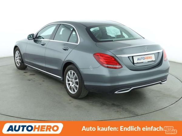 Melns Mercedes-Benz C 180 2018 Kauņa, ar dzinēja tilpumu 1.60 L un nobraukumu 90 tūkst. km par 24728 €, foto 4 vietnē AUTOMOTO.COM.LV