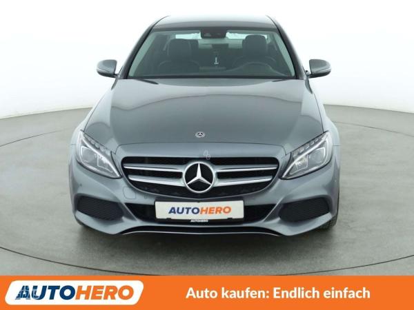Melns Mercedes-Benz C 180 2018 Kauņa, ar dzinēja tilpumu 1.60 L un nobraukumu 90 tūkst. km par 24728 €, foto 9 vietnē AUTOMOTO.COM.LV