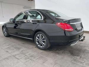 Black Mercedes-Benz C 180 2018 in Kaunas, with an engine capacity of 1.60 L and mileage of 275 thousand km for 12800 €, photo 5 on AUTOMOTO.COM.LV