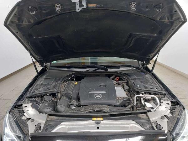 Black Mercedes-Benz C 180 2018 in Kaunas, with an engine capacity of 1.60 L and mileage of 275 thousand km for 12800 €, photo 7 on AUTOMOTO.COM.LV
