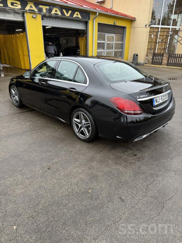 Black Mercedes-Benz C 180 2019 in Riga, with an engine capacity of 1.60 L and mileage of 43 thousand km for 24777 €, photo 3 on AUTOMOTO.COM.LV