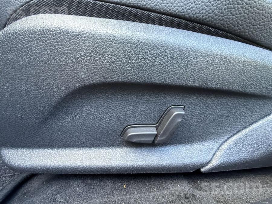 Melns Mercedes-Benz C 180 2019 Rīga, ar dzinēja tilpumu 1.60 L un nobraukumu 218 tūkst. km par 12790 €, foto 12 vietnē AUTOMOTO.COM.LV